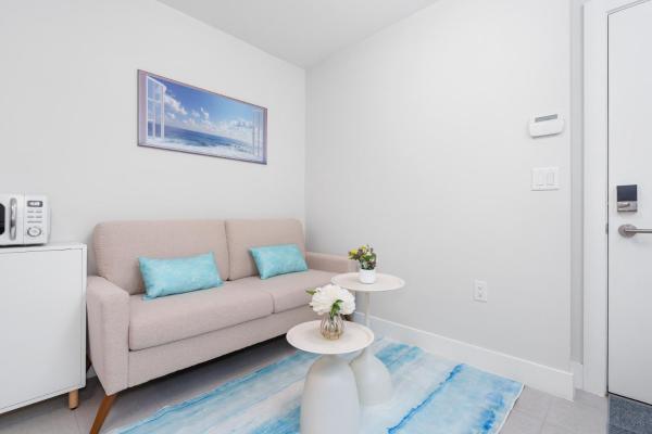 Cozy And Central 1 Br In Vancouver - Burnaby