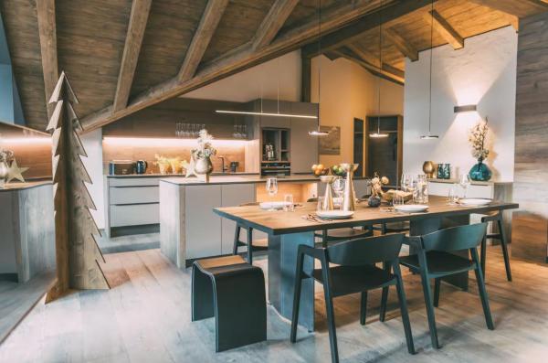 Spacious, Modern And Elegant House In Morzine - Les Gets