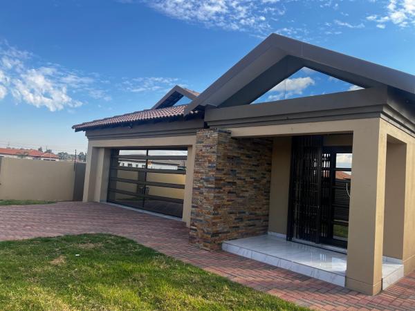 Delightful Home - Middelburg