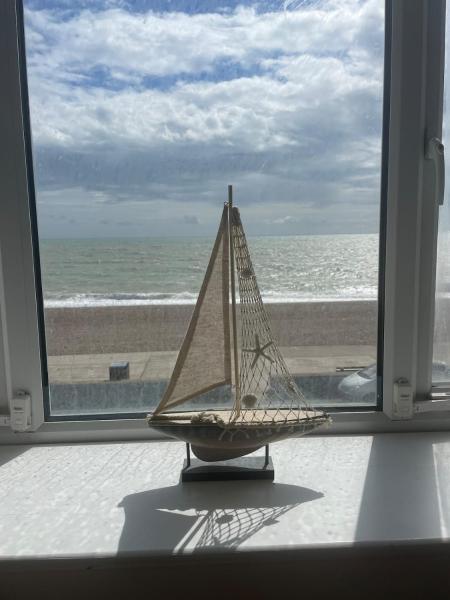 Seaside Apartment - Seaford