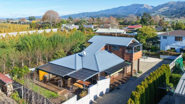Roy-al Retreat - Riwaka Holiday Home - Kaiteriteri
