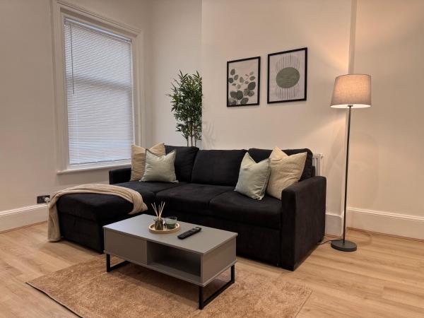Modern Luxury Apartment Free Parking Sleeps 5 By M55 & M6 - Preston