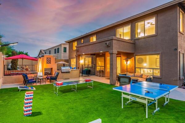 Luxury Cul-de-sac Home With Heated Pool & 5br - Glendale, AZ