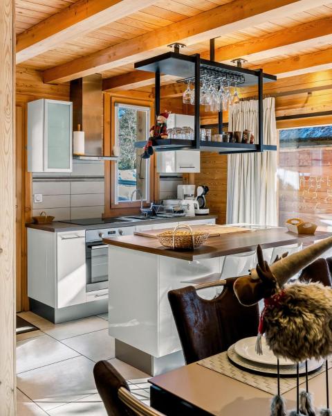 Chalet Annapurna Et Son Mazot, Chalets D'hinouka Serre Chevalier Chantemerle 200 M Des Pistes - Briançon