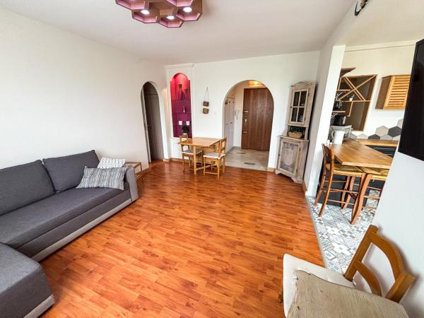 Le Skyline - F2 Avec Balcon Et Vue Strasbourg - Parking Privé Gratuit - Commerces à Proximité - Robertsau
