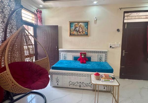 Chandigarh Waale - Private Room & Attached Bath - Haryana