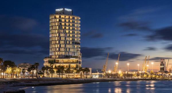 Crowne Plaza Durres By Ihg - Durrës