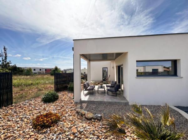 Villa Palmiers 5 Min De La Mer, Confortable 4 Personnes, Parking Free, - Sérignan