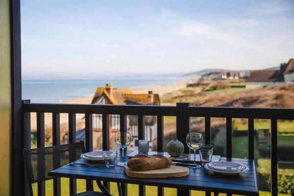 Studio, Les Marines, Cabourg, Vue Et Acces Plage - Cabourg