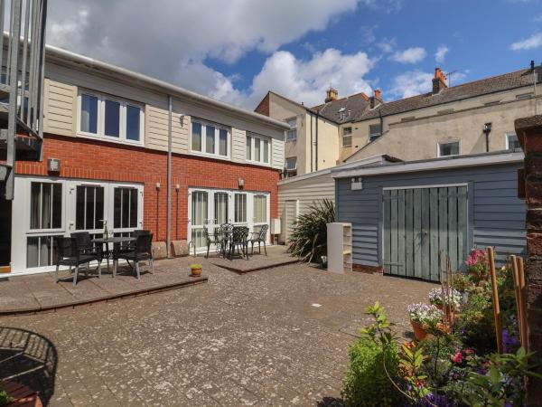 Beck House - Weymouth, UK
