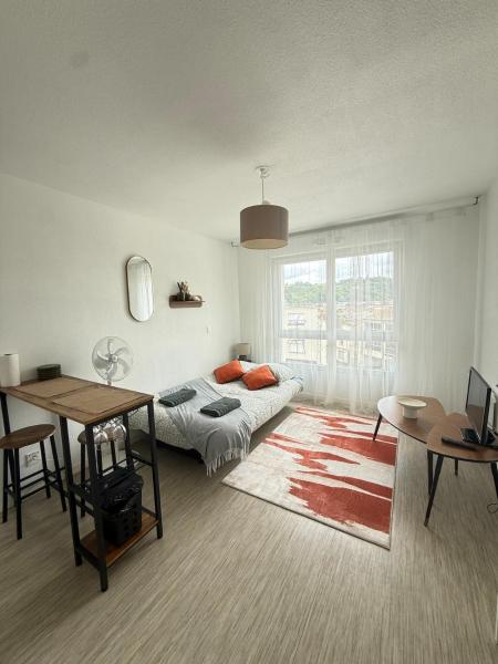 Joli Studio Rénové à 10 Minutes De Bordeaux - Bègles