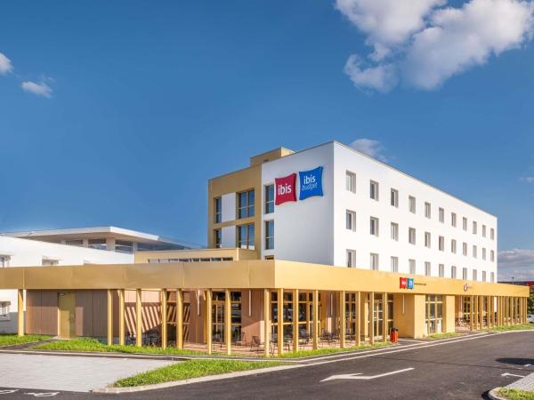 Ibis Nantes Treillières - Orvault