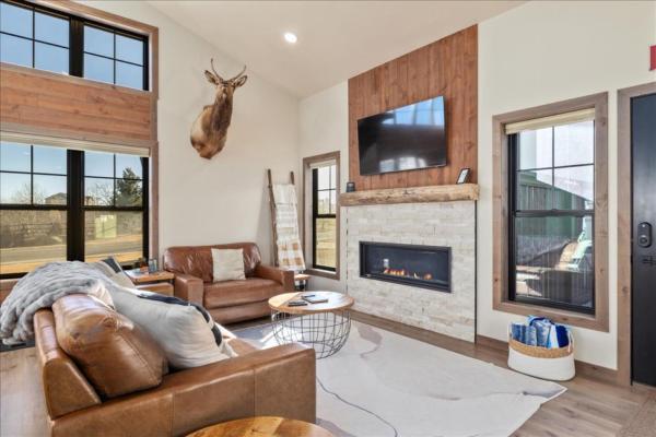 Luxurious Red Lodge Retreat - Red Lodge, MT
