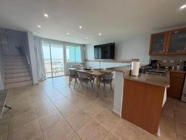 Hillside Village Hideaway Sleeps 8 Comfortably - Puerto Rico