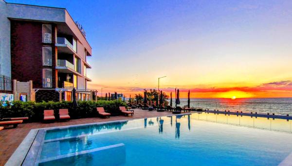Wave & Wellness Studio Free Parking - Varna