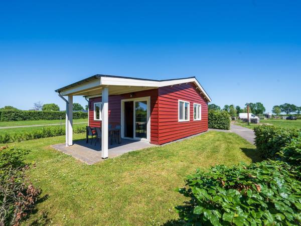 Country Holiday Home With Shared Pool - Someren