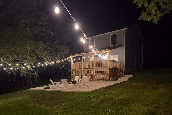 Blue Casa Rio | Riverfront Oasis With Private Beach, Deck & Fire Pit - United States