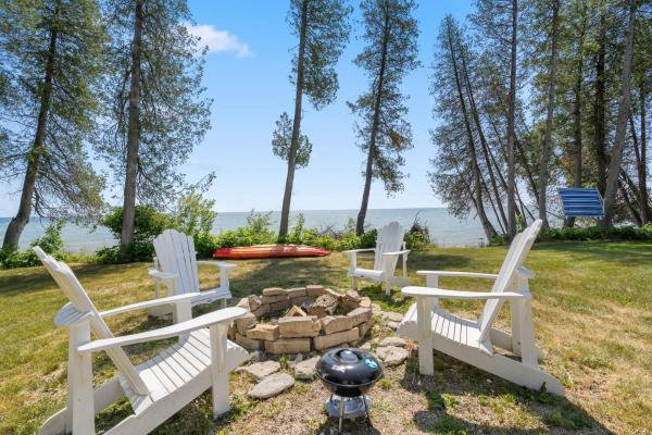 Tranquility Bay Getaway By Simple Life Rentals - Door County, WI