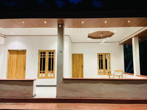 Lotus Green Hotel And Restaurant - Sri Lanka