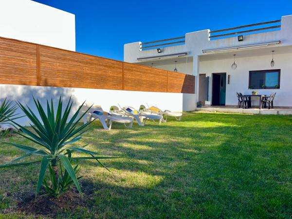 Casa Poniente, Encantadora Casa De 2 Dormitorios Con Jardín - El Palmar de Vejer