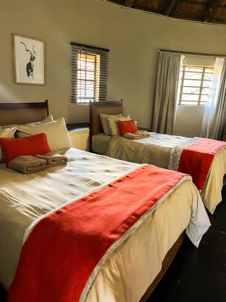Mokolodi Nature Reserve Elephant Rock Chalets - Botswana