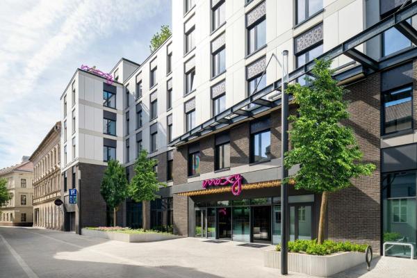Moxy Budapest Downtown - Budapest