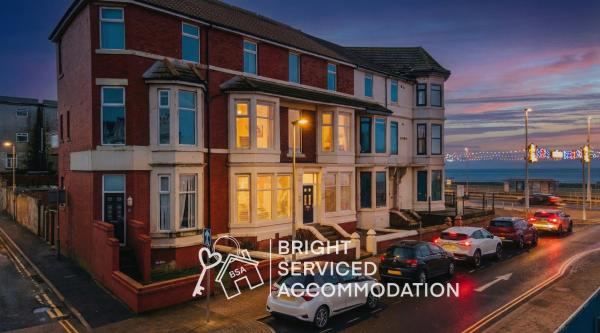 St Chad's House - Luxury, Sea View, Parking - Blackpool