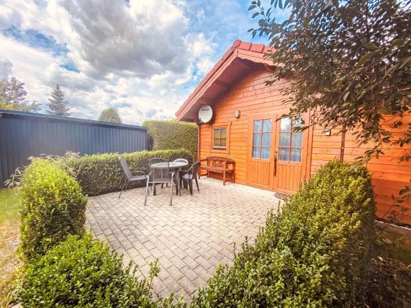 Holiday Home Kleines Gemütliches Ferienhaus Im Blockhausstil By Interhome - Saalfeld/Saale