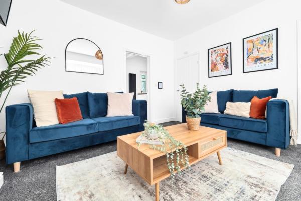 Spacious 2bdr Stanley House With Free Parking - Newcastle-under-Lyme