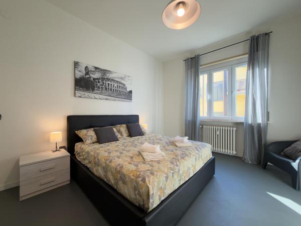 Piacenza Central Apartment 5 Min Piazza Cavalli - Piacenza