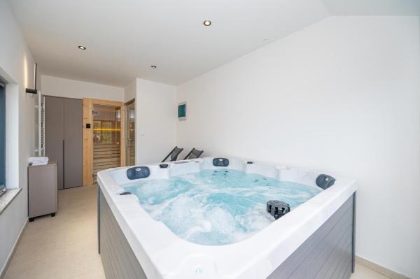 Holiday Home Mirage With Wellness - Bibinje