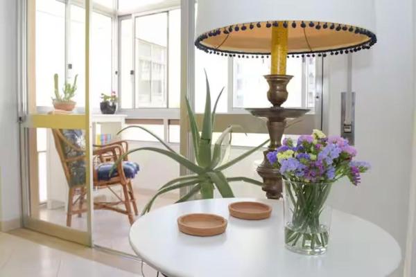 2 Bed - Sleeps 4 - Balcony - City Centre - Faro