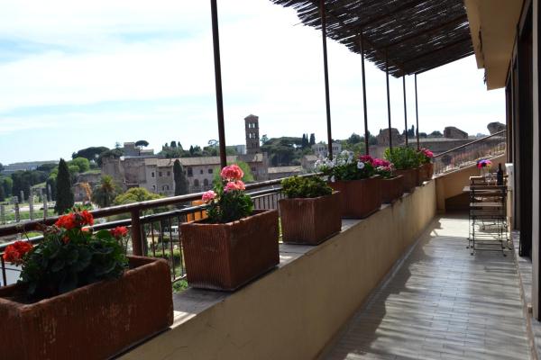 Penthouse Cardello Colosseum - Rome