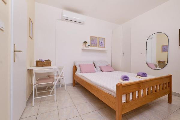 Apartment Jadranka Cozy Terrace Retreat, Mali Lošinj - Mali Lošinj