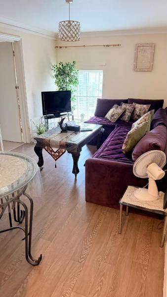 Stylish Apartment In Queens Park - Twickenham