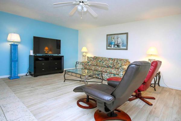 Sanibel Arms West B7 - Sanibel, FL