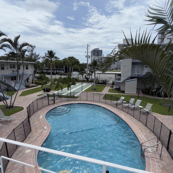 Holiday Isle Yacht Club - Fort Lauderdale, FL