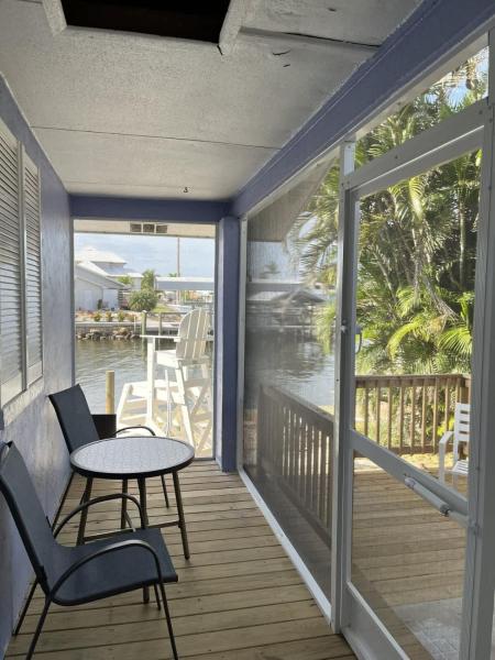 Studio On The Water - Pine Island, FL