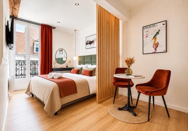 Suite - Le Monge - Dijon Centre Historique - ibis Styles Dijon Central