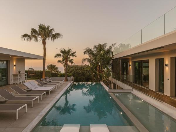 Villa Lydia I Superb Views, Two Pools, Next To The City - Кисамос