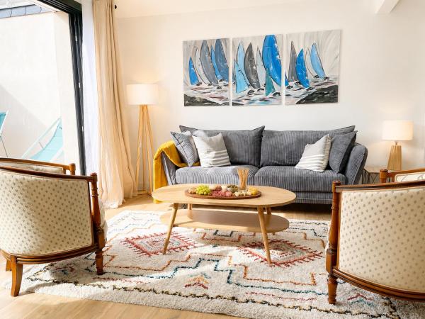 Plein Centre Auray - Grand Duplex 2 Suites Avec Terrasse Ensoleillée - Morbihan