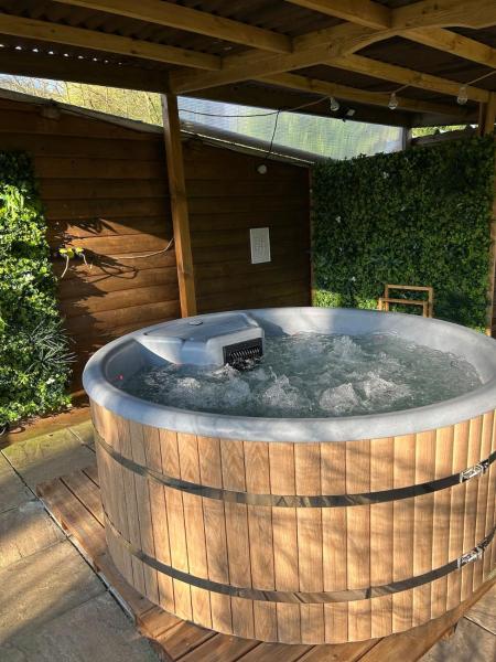 Chalet Dans La Nature Avec Spa - Normandie