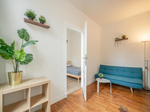 Urban Family Base In Antwerp - Antwerp