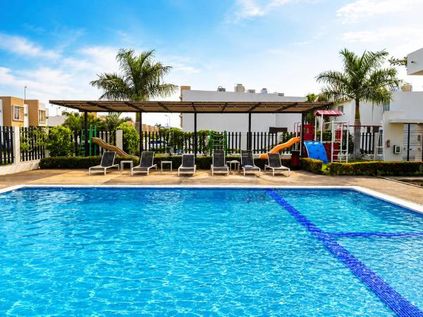 My House, Your House! - Nuevo Vallarta