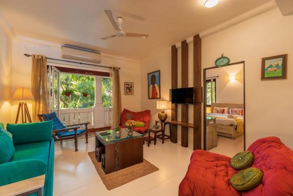 Luxury 2bhk Apartment In Candolim, Pool, Near Beach - Goa