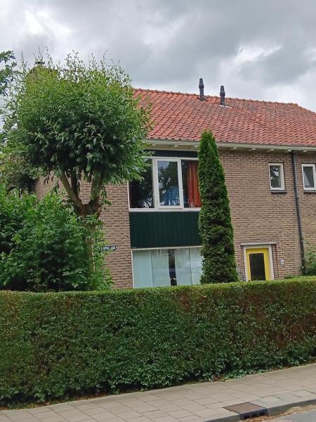 Complete Woning Met Zonnige Achtertuin - Zuid-Holland