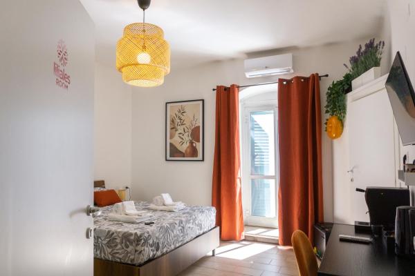 Room In Bloom Bed And Breakfast - Giovinazzo