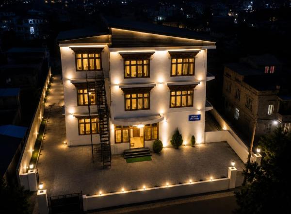 Hotel Blue Stone Leh Main Market - Leh