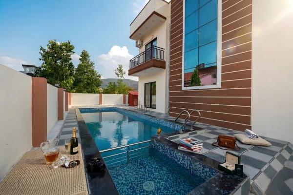 Ii Empyrean Stays Ii Su Casa Villa Ii 4bhk Ii Ac Ii Private Pool Il - Maharashtra