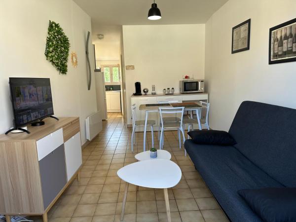 Appartement T2, 4 Couchages Avec Terrasse Privée, Tout Proche De La Cure Thermale, Centre-ville - Amélie-les-Bains-Palalda